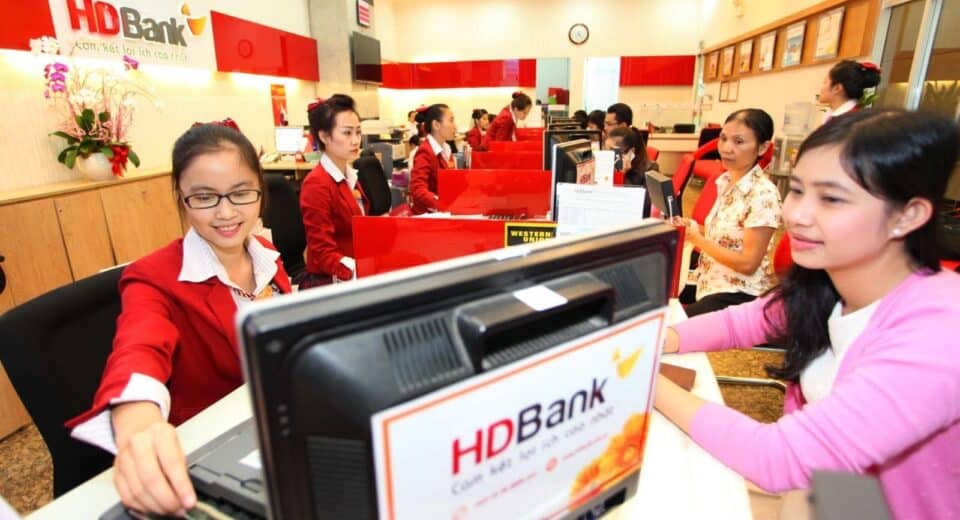 Vietnam’s HDBank Pioneers Blockchain-Based Letters of Credit - BitcoinWorld